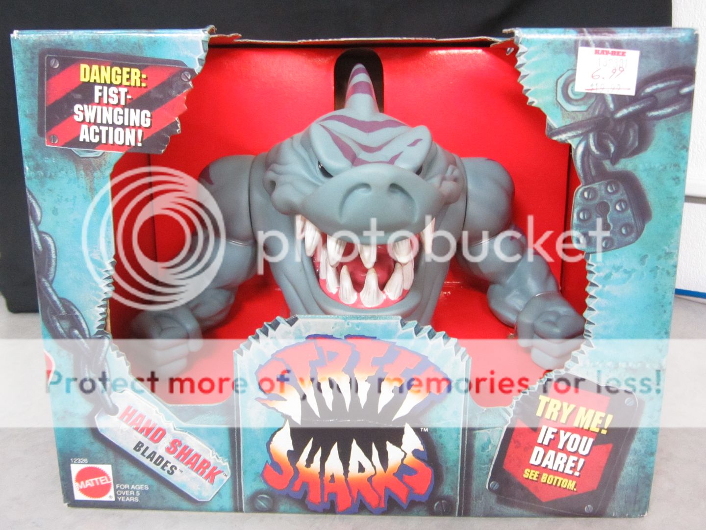 Street Sharks Blades